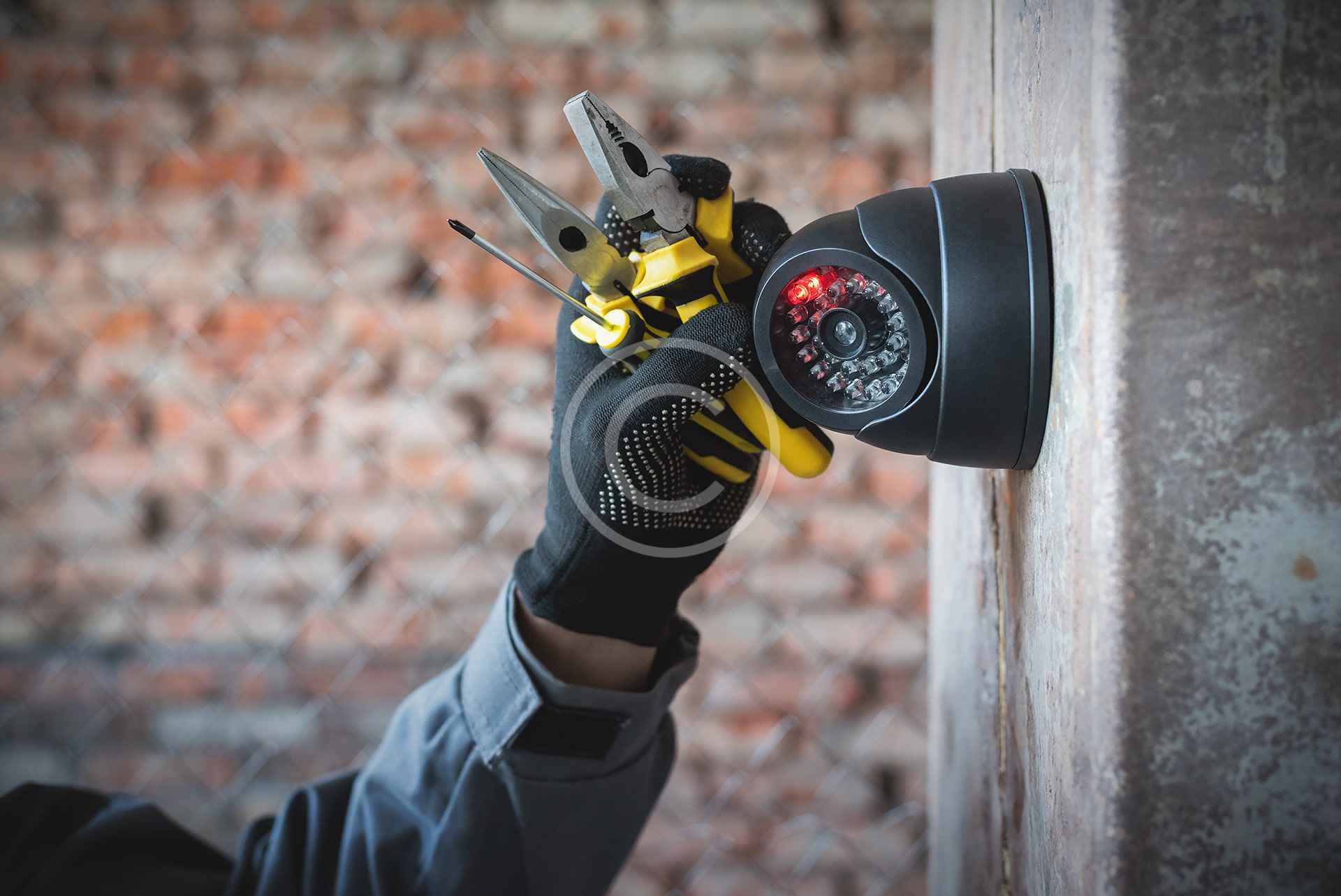 Know Your Neighbours’ Behavior by Using Cameras – Piffers